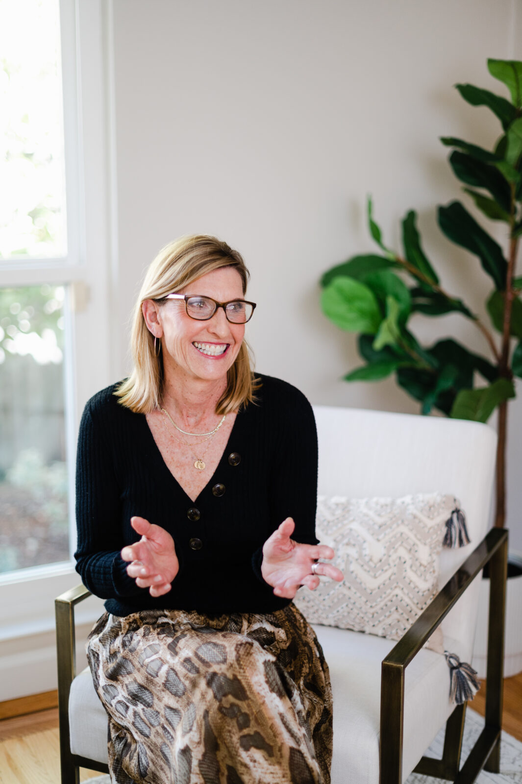 Leslie Woods: Realtor Brand Photography - Emily Kim Photography